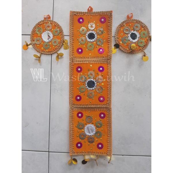 Jual set ceniga bludru, tumpang 3, warna kuning, putih, merah, poleng ...