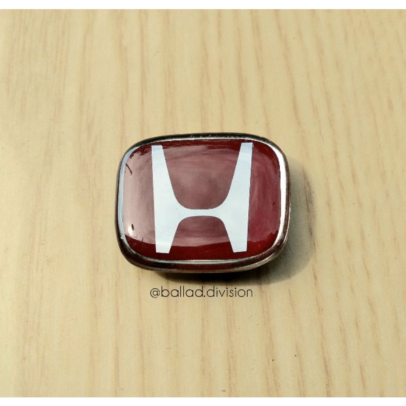 Jual PIN HONDA MAGNET MERAH & GOLD | LANYARD/ID CARD HONDA | PAKET ...