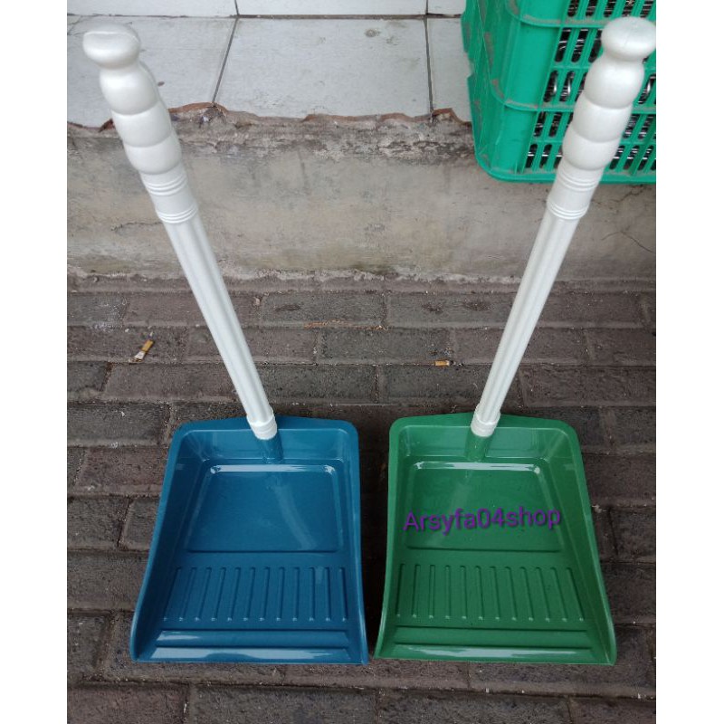 Jual Serok Sampah Pengki Warna Gagang plastik Indonesia|Shopee Indonesia