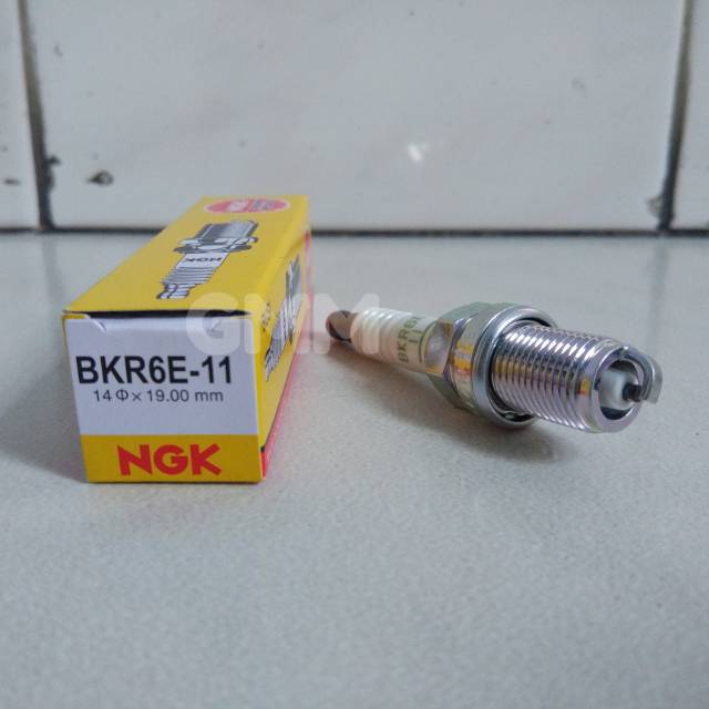 Jual Busi Mobil NGK BKR6E-11 Suzuki APV Futura Injeksi Avanza Xenia Old lama | Shopee Indonesia