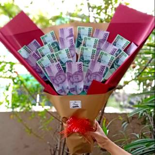 Large Standing Money Bouquet / Bunga Buket Bucket Uang Asli / Bunga ...