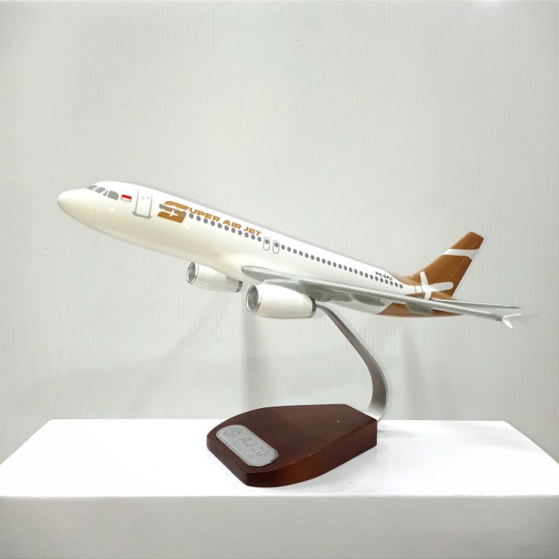 Jual Miniatur Replika pesawat Super Air Jet | Shopee Indonesia