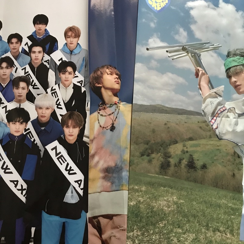 Jual folded poster nct universe/ jisung hello future/ mark hello future ...