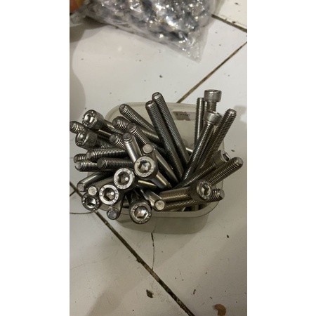 Jual Baut L stainless 8x100 ukuran baut drat 12 panjang 10cm | Shopee Indonesia