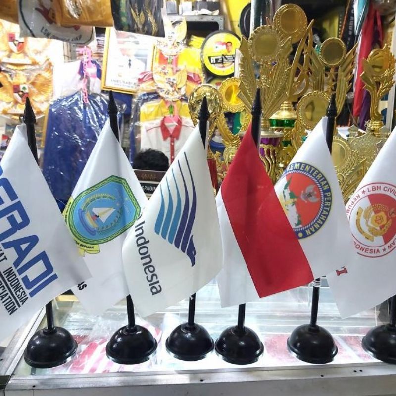 Jual bendera meja custom + tiang | Shopee Indonesia