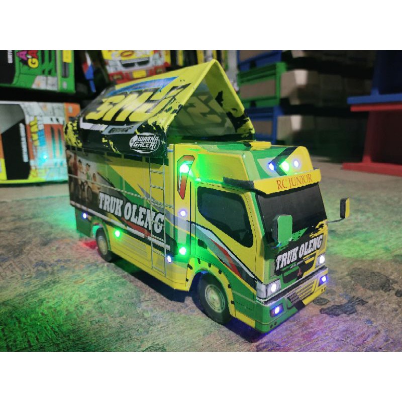 Miniatur Truk oleng miniatur truck miniatur truk oleng mania | Shopee ...