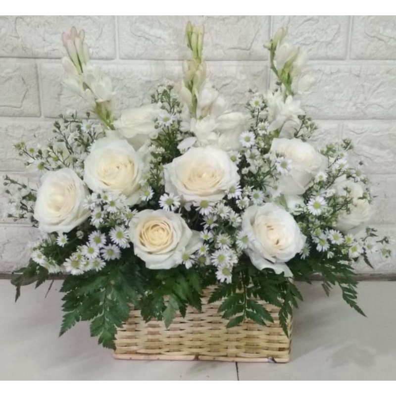 Jual rangkaian bunga segar/bunga box/wangi /bunga ultah /anniversary ...