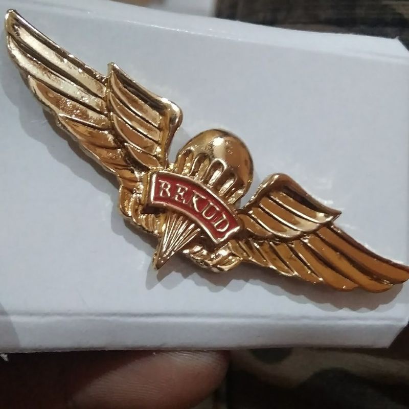 Jual wing brevet pdh bekud tni | Shopee Indonesia