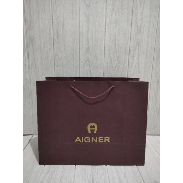 Jual paperbag aigner large original / paper bag aigner / dust bag ...