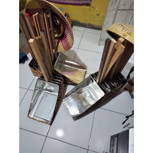 Jual Pengki / cikrak terbuat dari seng bekas drum kotak Indonesia ...