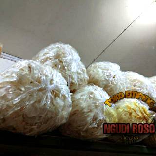 Jual [250gr] KRUPUK MANGGLENG KHAS GUNUNG KIDUL / KERIPIK IRISAN ...