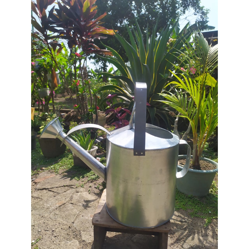 Jual Gembor Air / Alat penyiram air / Ember siram tanaman / Gembor air ... Jual Gembor Air / Alat penyiram air / Ember siram tanaman / Gembor air ...