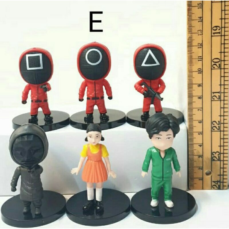 Jual Figure Miniatur Squid Game Tinggi 6,5 cm Set Of 6 Pcs Squidgame ...