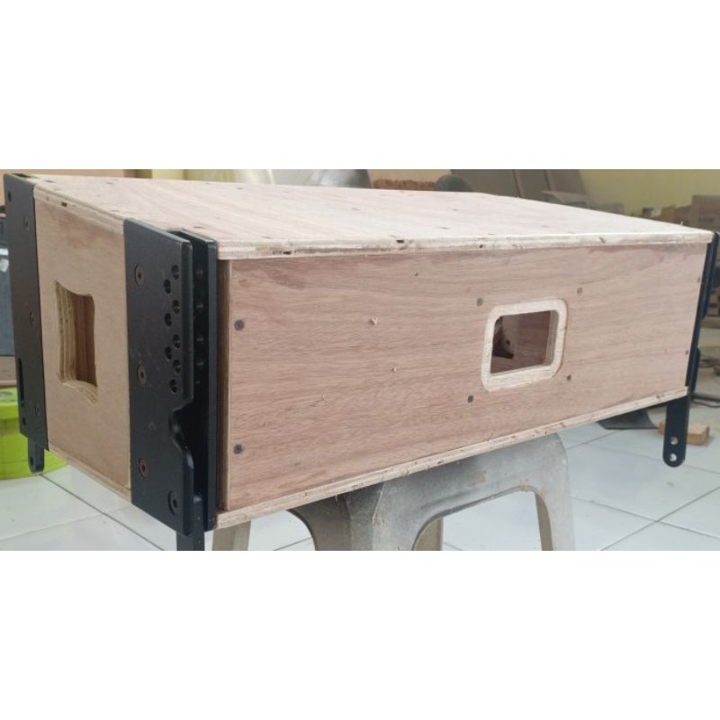 Jual Box Speaker Line Array MT210 2x10in 2x1in - kosong/mentahan ...