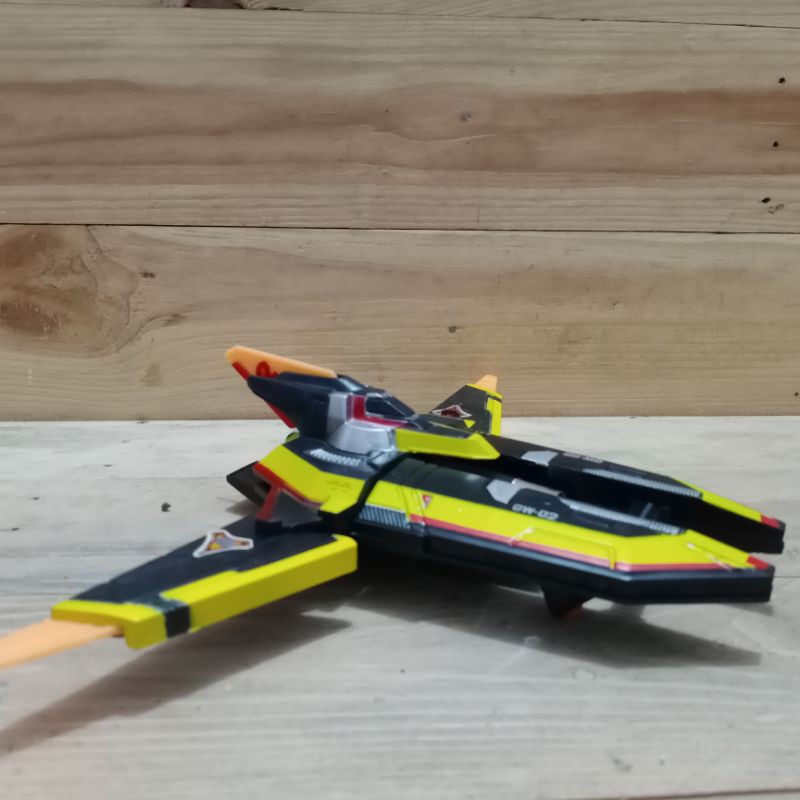 Jual guts wing 2 pesawat tempur ultraman tiga Indonesia|Shopee Indonesia