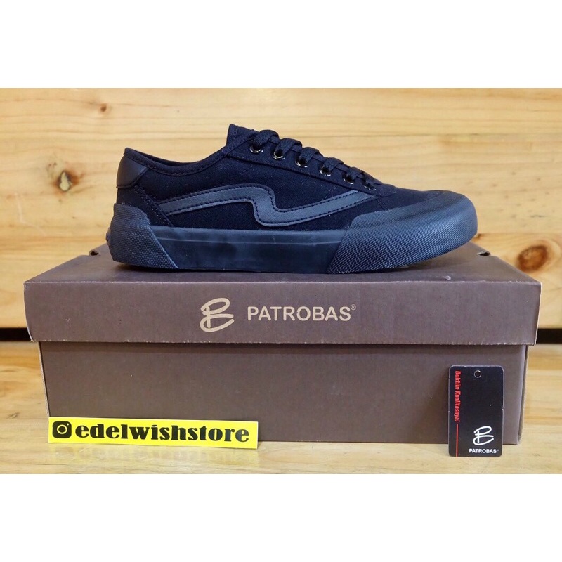 Jual Sepatu Patrobas Ivan Low (All Black) | Shopee Indonesia