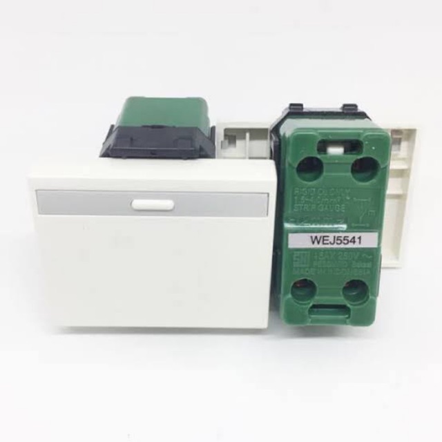 Jual Saklar Engkel/Tunggal Panasonic WEJ 5541 Wide Series | Shopee ...