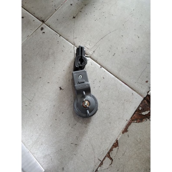 Jual Gantungan kabel (HANGER) | Shopee Indonesia