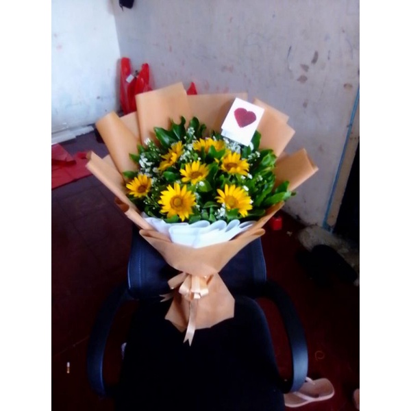 Jual Hand buket bunga matahari fresh | Shopee Indonesia