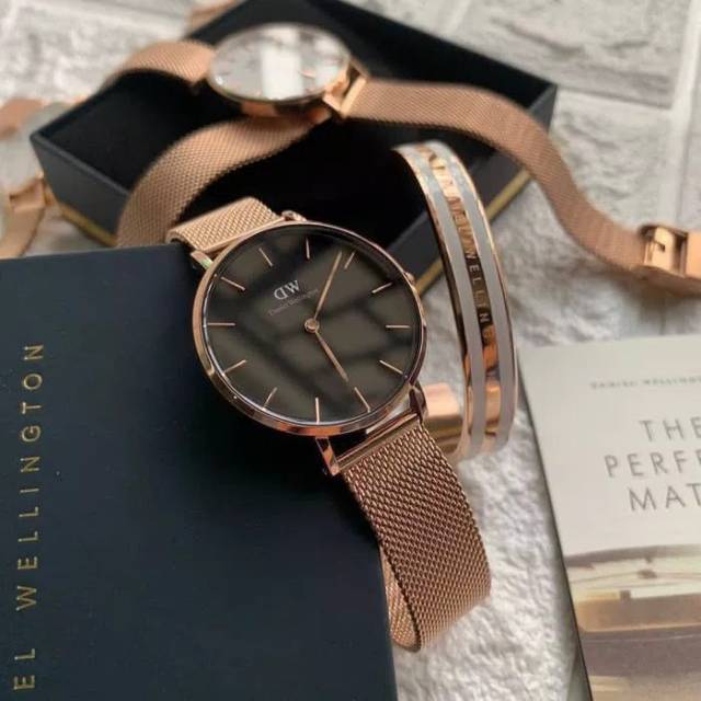 Harga Dwellington Terbaru April 2023 |BigGo Indonesia