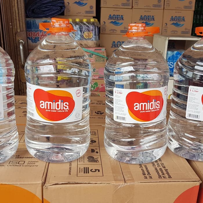 Jual Air Amidis Galon 5 Liter Kemasan Galon Air Distilasi 5L Travel ...