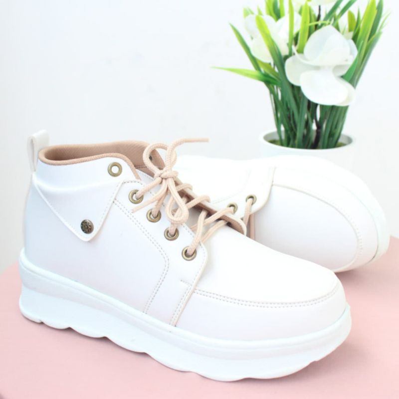 Harga Sepatu Booth Terbaru Des 2025 | BigGo Indonesia