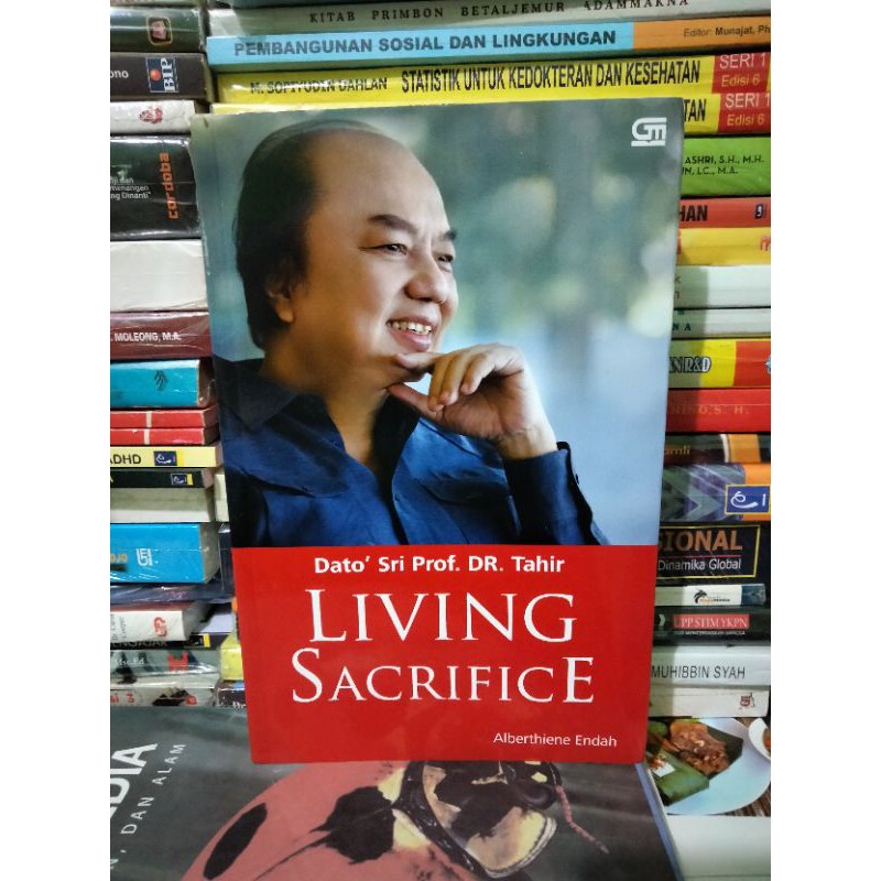 Jual Buku DATO' SRI PROF. DR. TAHIR LIVING SACRIFICE. | Shopee Indonesia