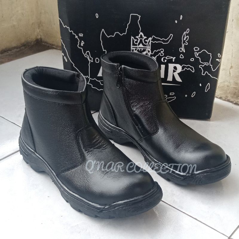 Jual BISA COD!! SEPATU SAFETY BOOTH resleting home industri | Shopee ...