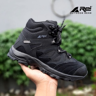 Jual Sepatu Outdoor Arei sepatu Gunung Rei sepatu original gunung ...