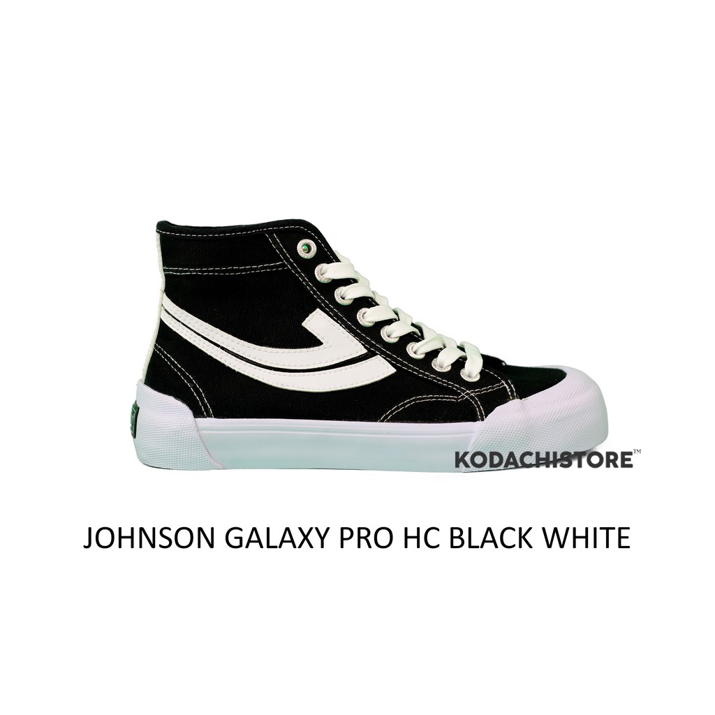 Jual Sepatu Johnson Galaxy Pro HC Black White / Sepatu Sneakers ...