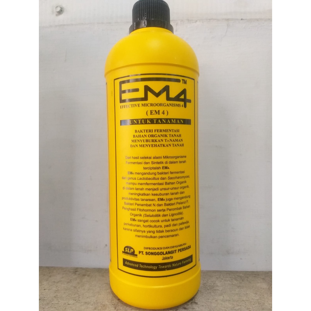 Jual Pupuk Cair Organik EM4 Kuning untuk Tanaman 1 Liter | Shopee Indonesia