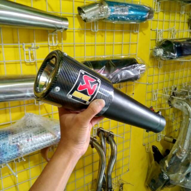 Jual KNALPOT AKRAPOVIC GP SLENCER ONLY INLET 50 MM UNIVERSAL. | Shopee ...