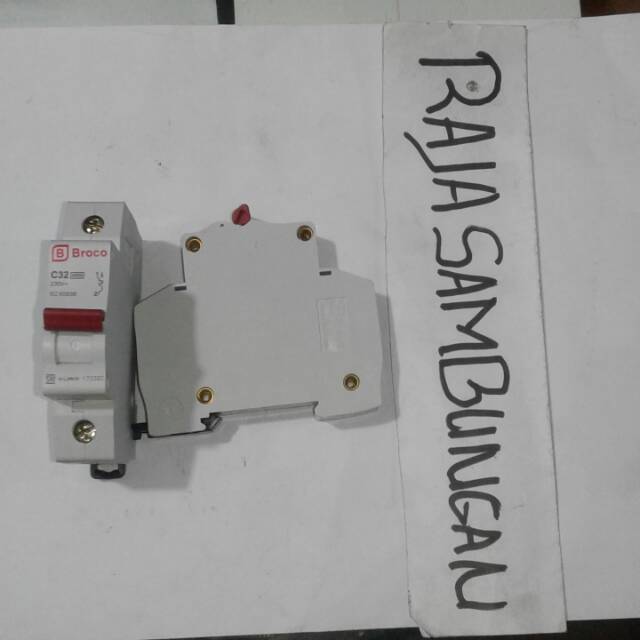 Jual MCB Broco 32 A mini circuit breaker alat pemutus aliran listrik ...