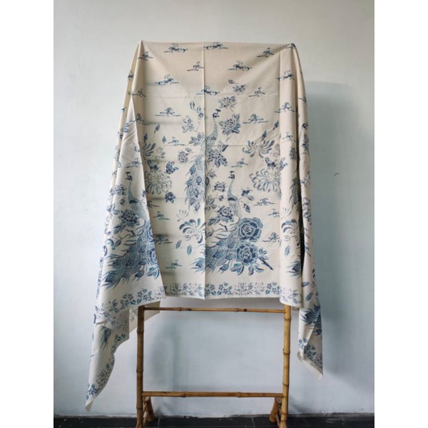 Jual Kain Batik katun printing motif merak Biru dasarnya Putih | Shopee ...