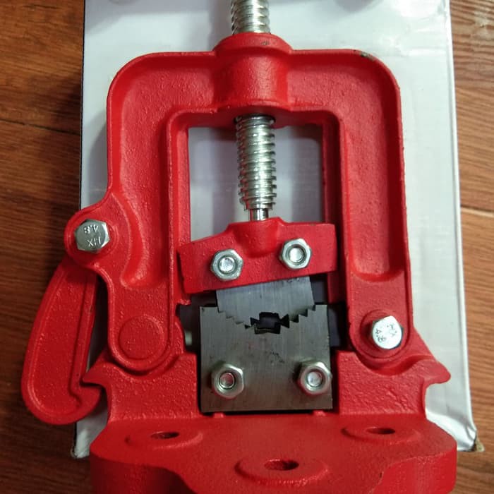 Jual Jual Catok pipa tanggem pipe vice gripping ragum pipa 10 - 60 mm ...