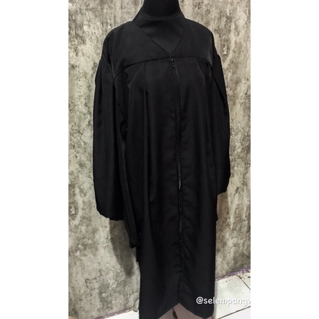 Jual Graduation Robe / Jubah Wisuda by Request [selempangwisuda.tng ...
