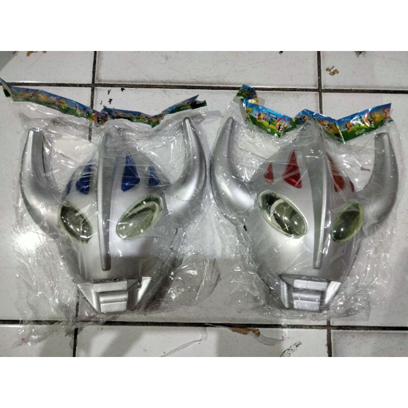 Jual TOPENG ULTRAMAN TANDUK MAINAN | Shopee Indonesia