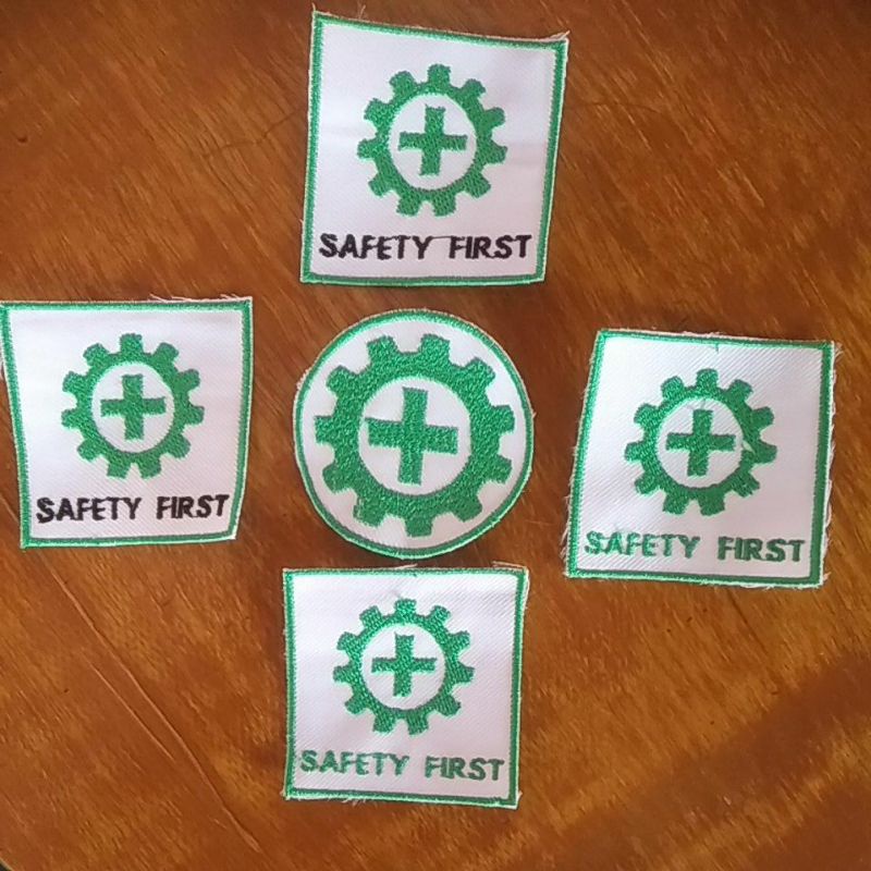 Jual Badge Safety First | K3 | Shopee Indonesia