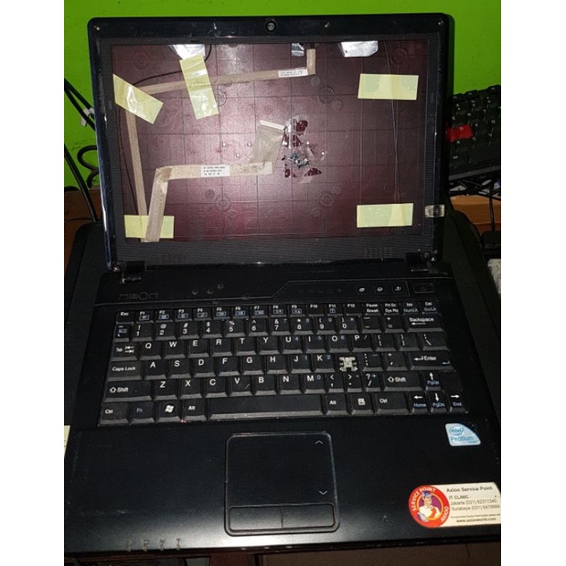 Jual Casing Axioo Neon MLC 1 set dengan engsel layar LCD dan baut2nya ...