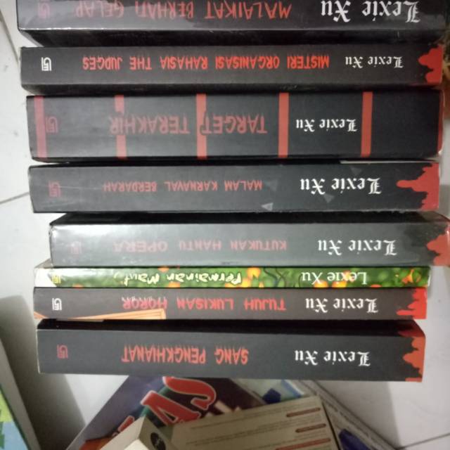 Jual Novel Lexie Xu Omen Series Johan Series Dark series | Shopee Indonesia
