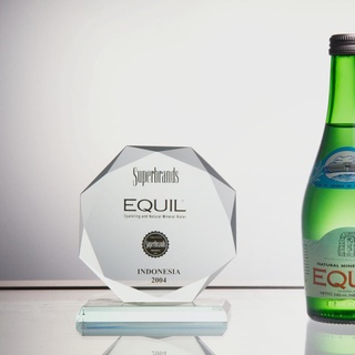 Jual EQUIL Natural Mineral Water 380 ml - Per Piece | Shopee Indonesia