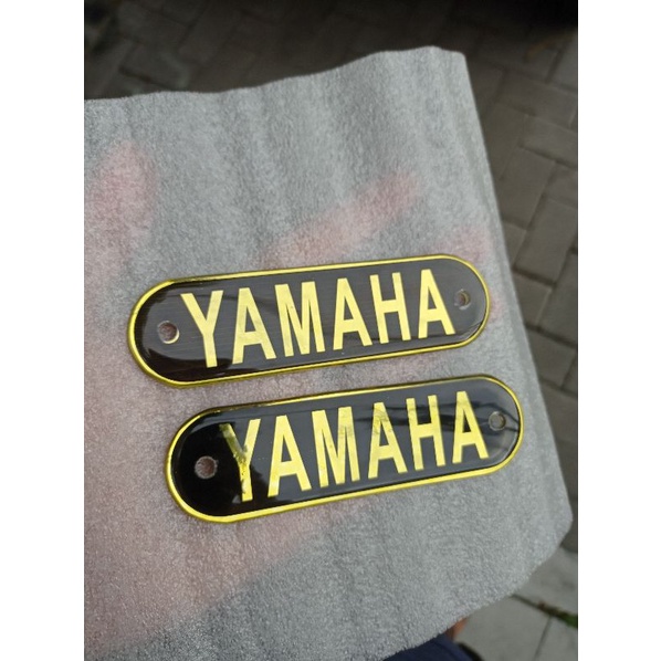 Jual emblem embelem logo tanki tank yamaha yasi as1 yl1 twin | Shopee ...