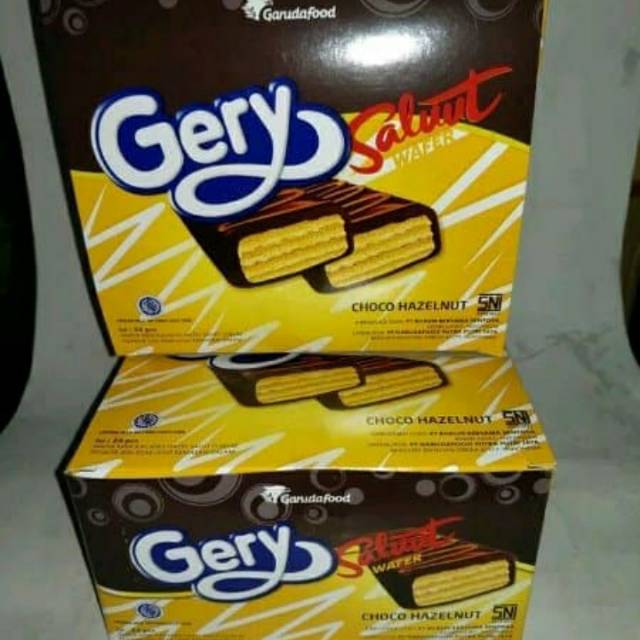 Jual GERY SALUUT BOX 24pcs WAFER HAZELNUT SALUT COKLAT GARUDAFOOD ...