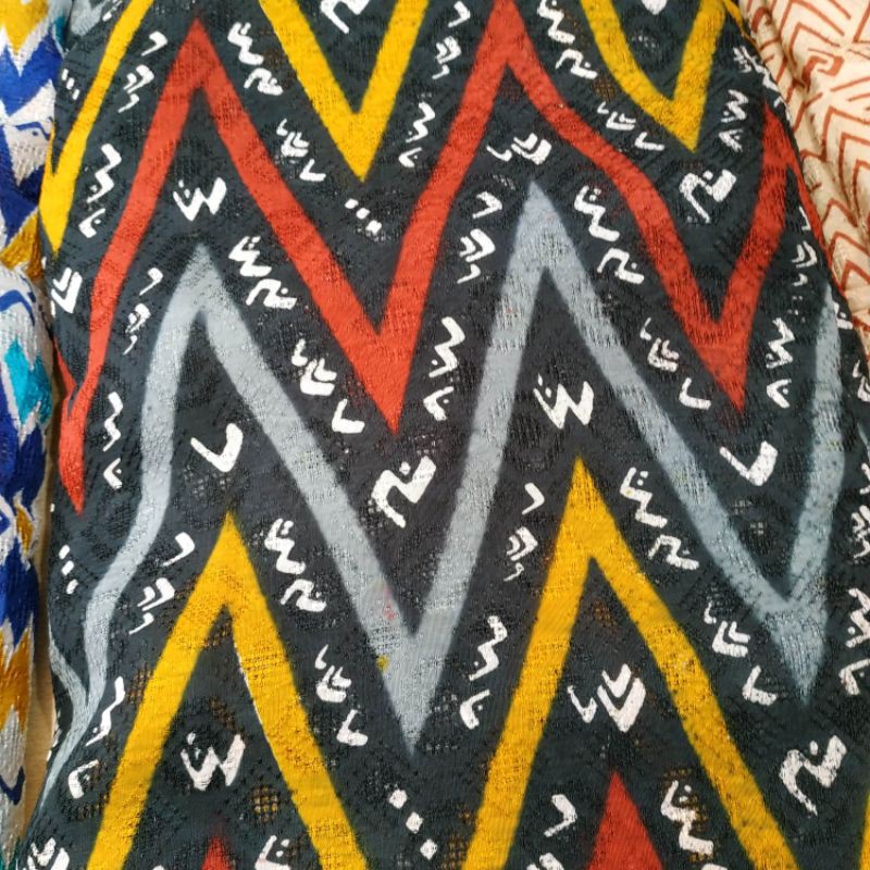 Jual Kain Tenun Dobby Batik Motif Lontara Sutra Bugis Hitam - Tenun ...