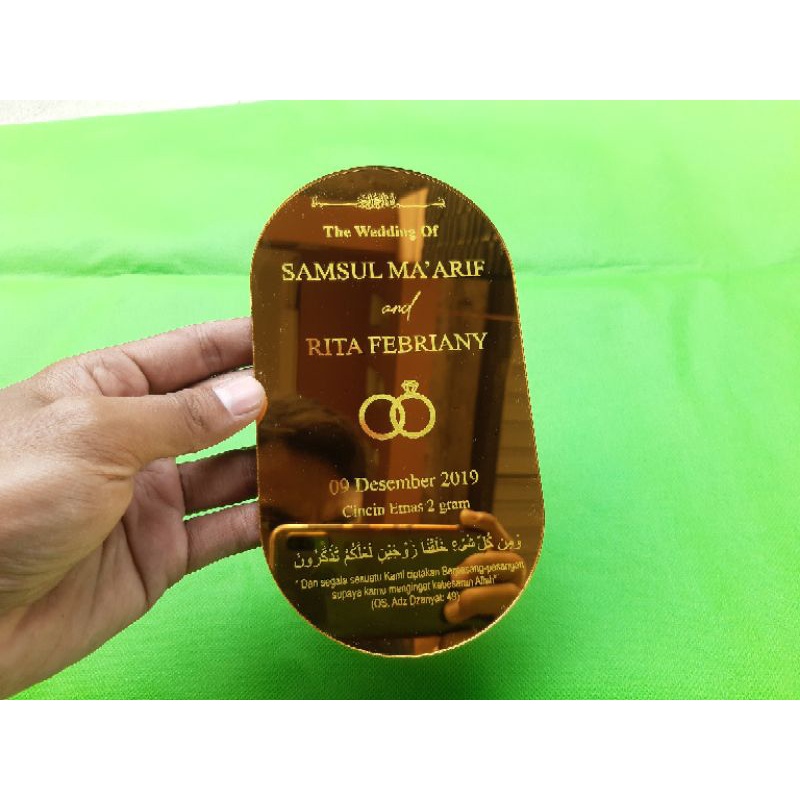 Jual cutting oval grafir nama akrilik gold mirror isian mahar seserahan ...