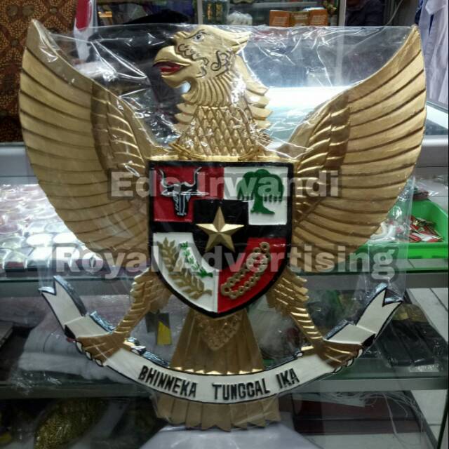Jual Patung Garuda Pancasila Kayu Ukuran 50 cm Berkualitas | Shopee ...