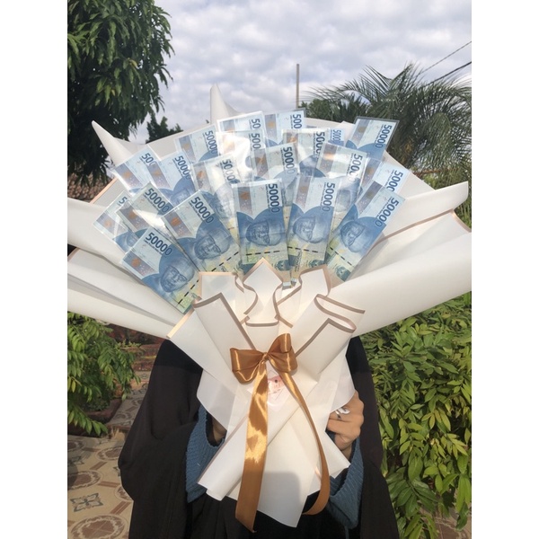Jual Bunga Uang Kertas / Bucket Uang / Buket Uang Bunga Wisuda / Money ...
