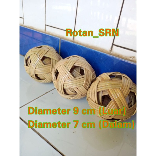Jual Bola Takraw Rotan Kocak Double Diameter 9 cm | Shopee Indonesia