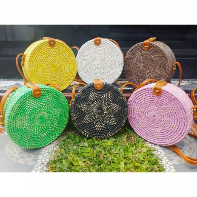 Jual Tas rotan bulat motif bintang uk 20cm free bubllewrap | Shopee ...
