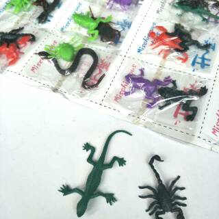 Jual 2pcs Mainan Binatang Karet Cicak Ular Kecoa Katak Laba Laba Prank ...